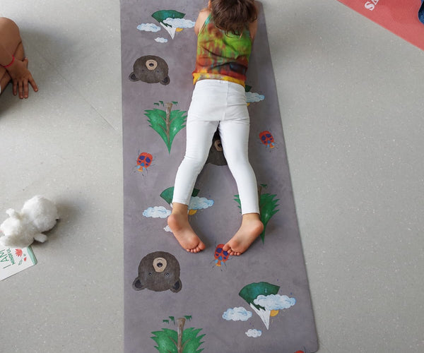 Yoga & Mindfulness Tips For The Entire Family – maison tini